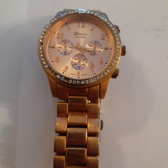 Geneva | Accessories | Gorgeous Geneva Gold Tone Watch | Poshmark
